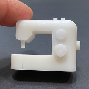 1:12 Scale Sewing Machine Kit * Dollhouse Miniature * 3D Printed ...