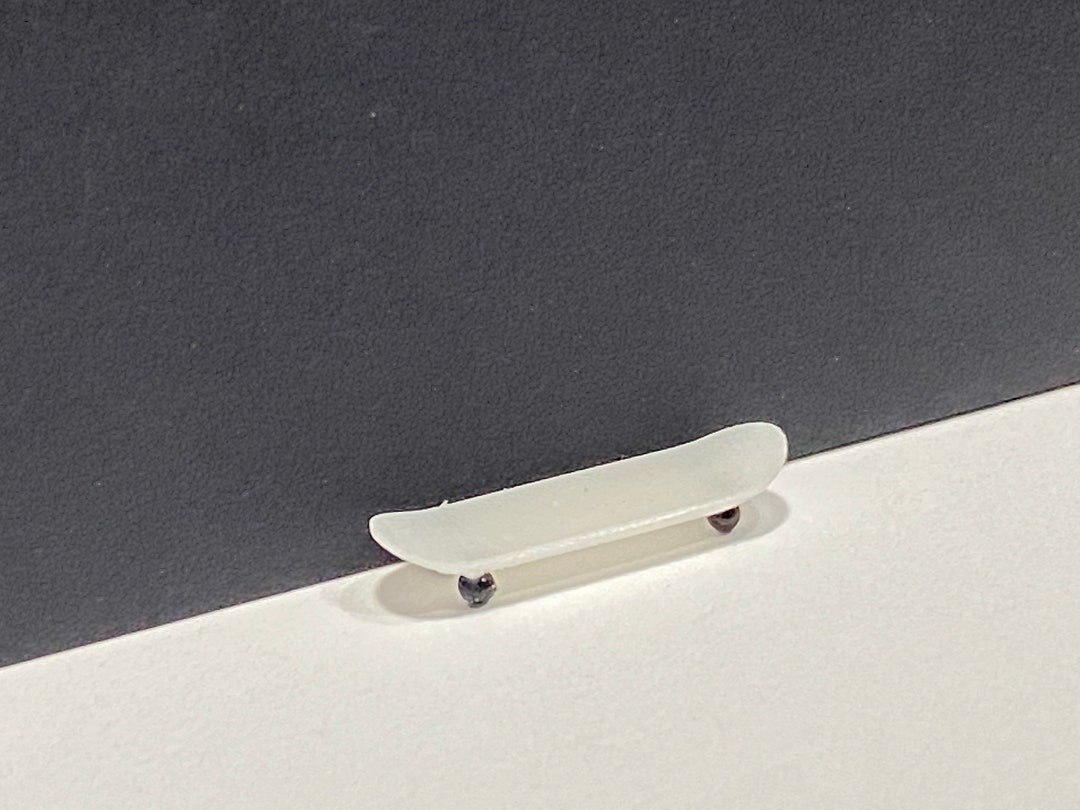 1:48 Scale Skateboard Kit * Dollhouse Miniature * O Scale / Gauge * 3D ...