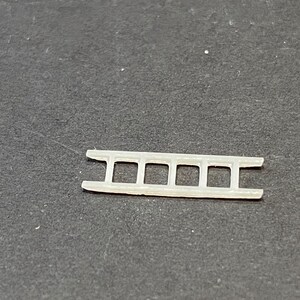 1:144 Scale Blanket Ladder or Ladder Kit * Dollhouse Miniature * N ...