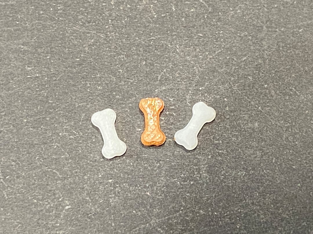 1:24 Scale Dog Bones (3) Kit * Dollhouse Miniature * G Scale / Gauge ...