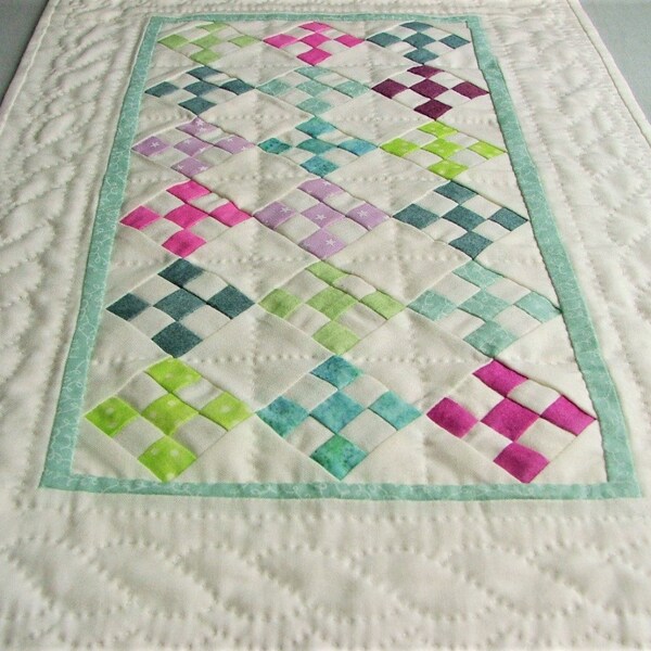 Doll House Quilt - Etsy