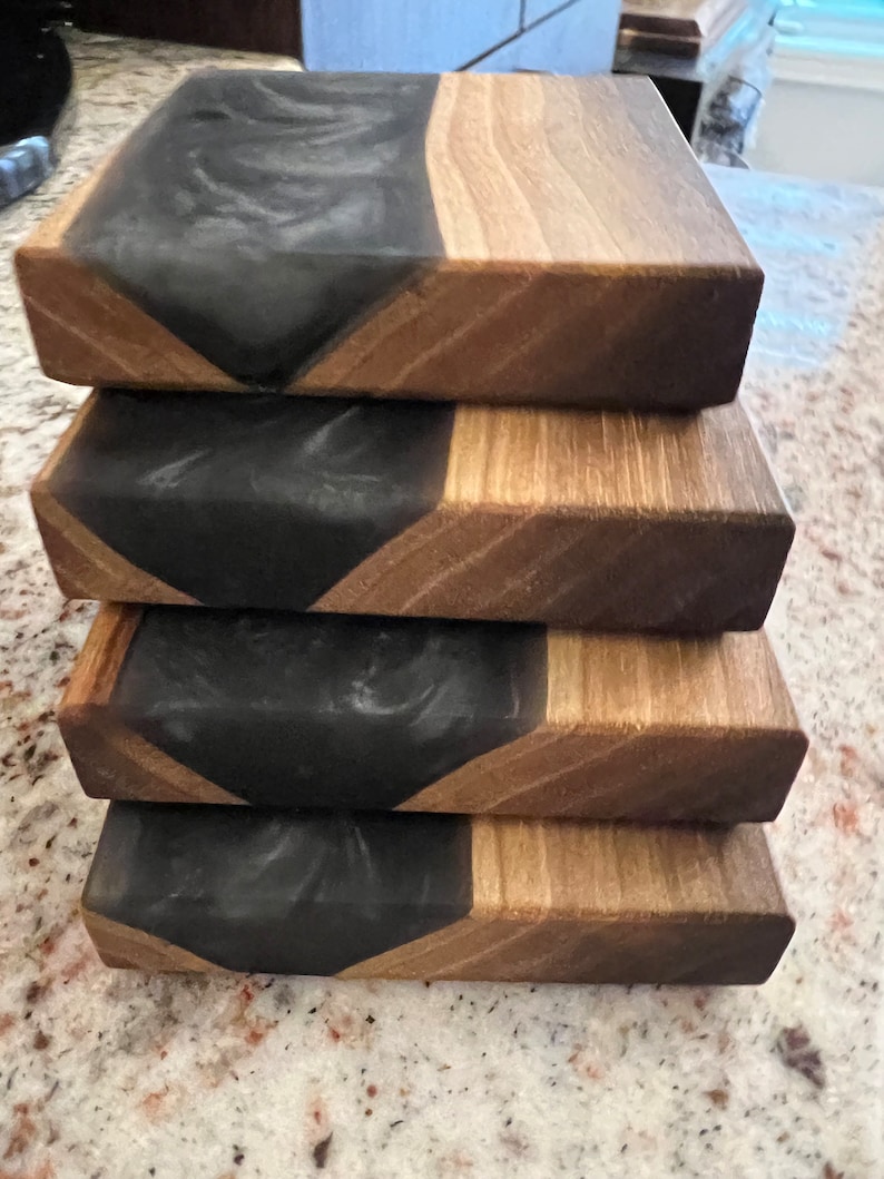 Live Edge and Epoxy Resin Coasters - Etsy