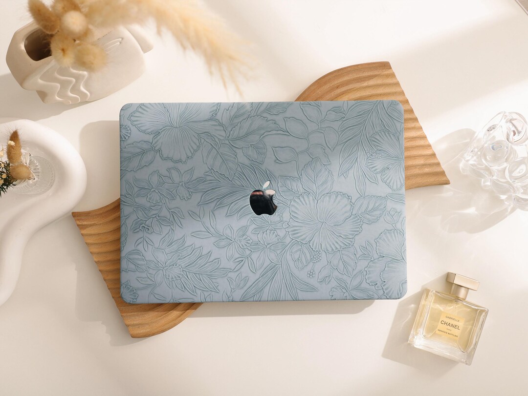 Powder Blue Floral Pattern Hard Case Cover for MacBook M2/M3 Air 13 ...