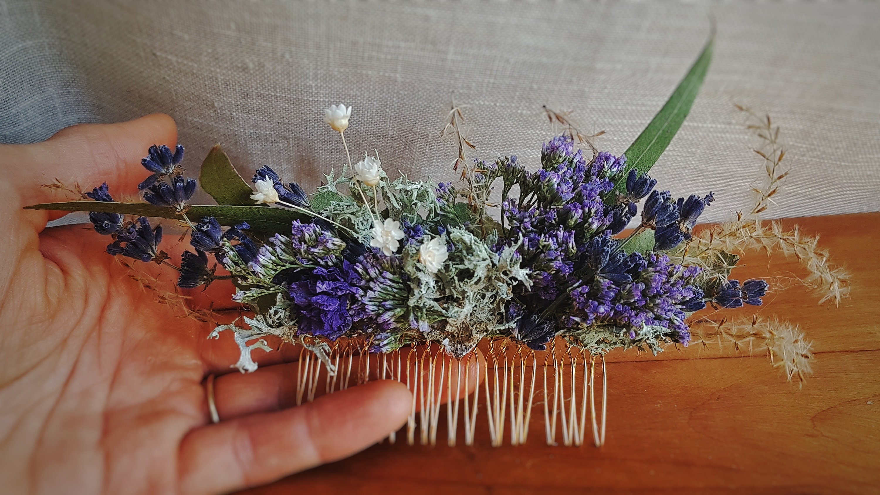 Comb in Dried Flowers mediterranean - Etsy Singapore