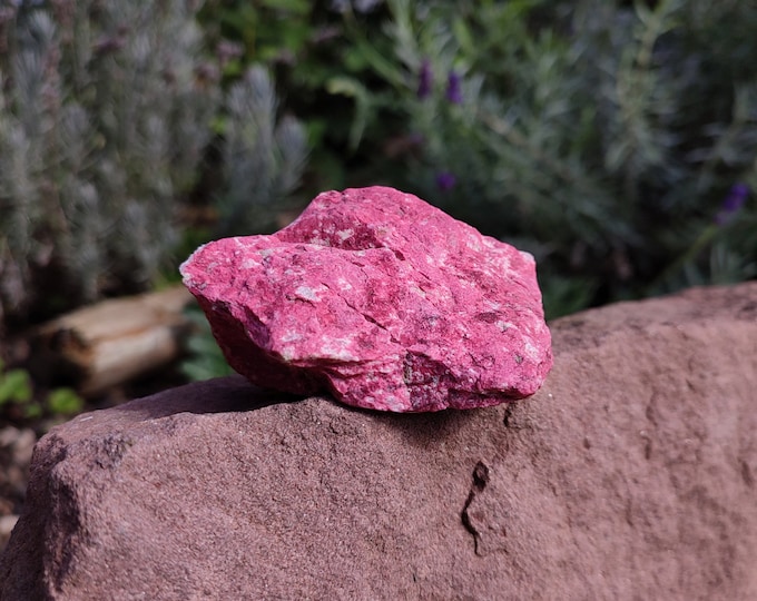 Thulite Rough Stone Natural [norway] | 100% Untreated Crystal ...