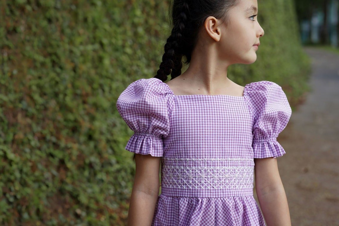 Cynthia PDF Embroidery Pattern Chicken Scratch Embroidery - Etsy