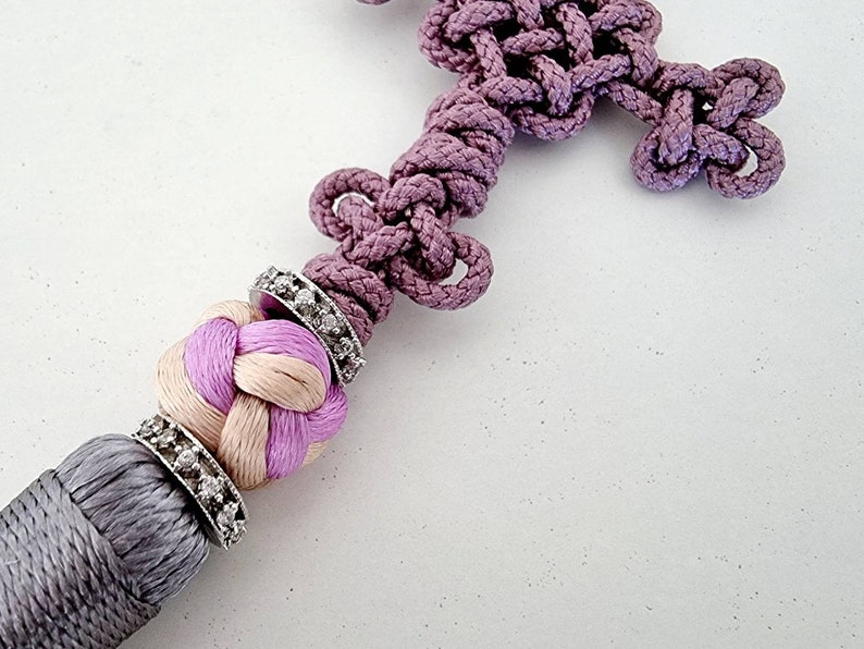 대왕대비dae Wang Dae Bi Queen Chrysanthemum Maedeup Norigae Korean Traditional Knots Tassels - Etsy