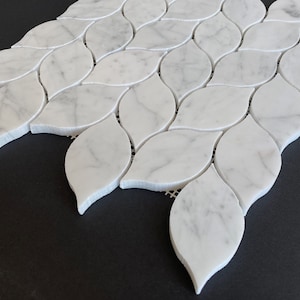 White Carrara Leaf Pattern Marble Mosaic Tile - EST000MQ1 - Etsy
