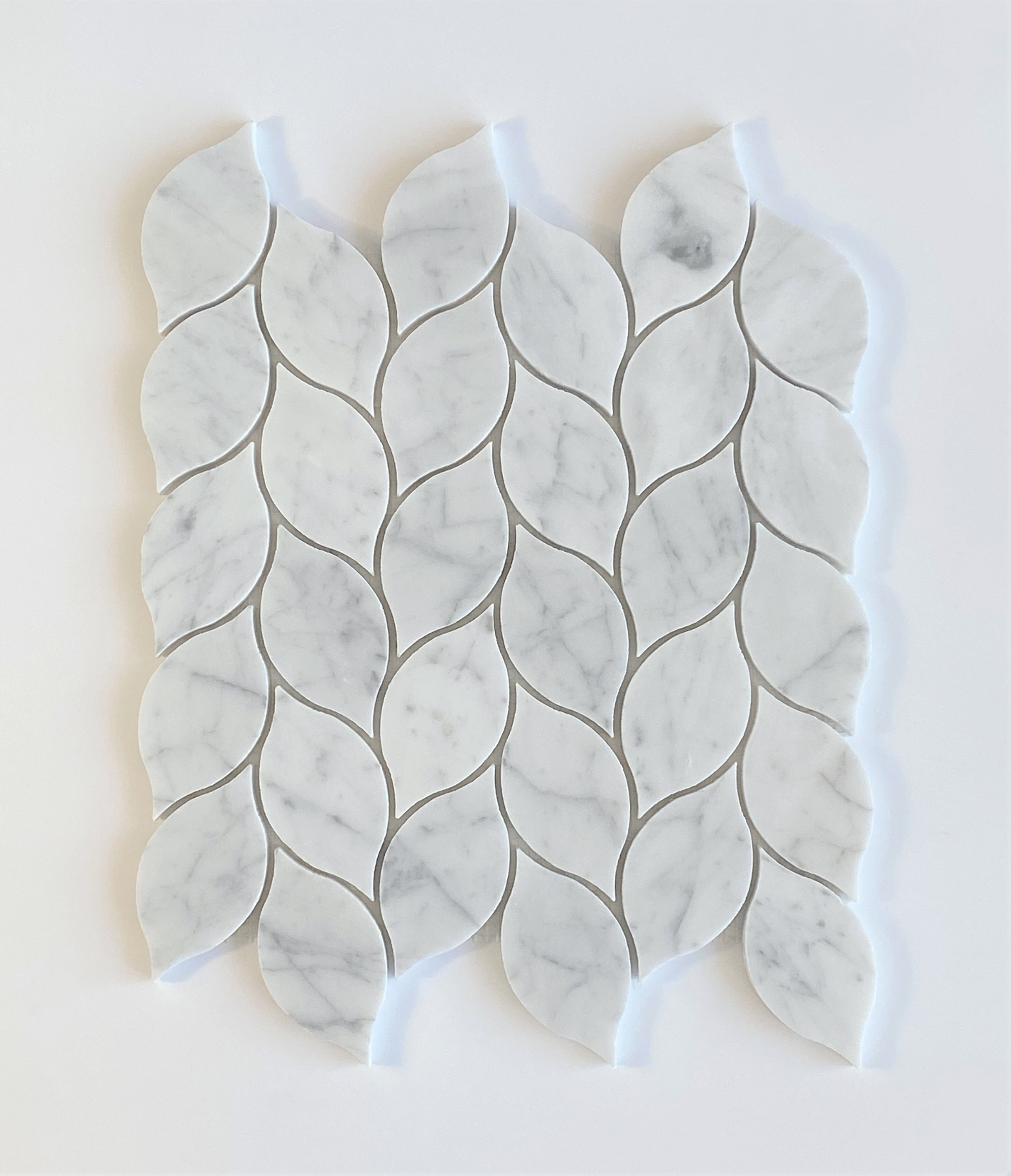 White Carrara Leaf Pattern Marble Mosaic Tile EST000MQ1 - Etsy