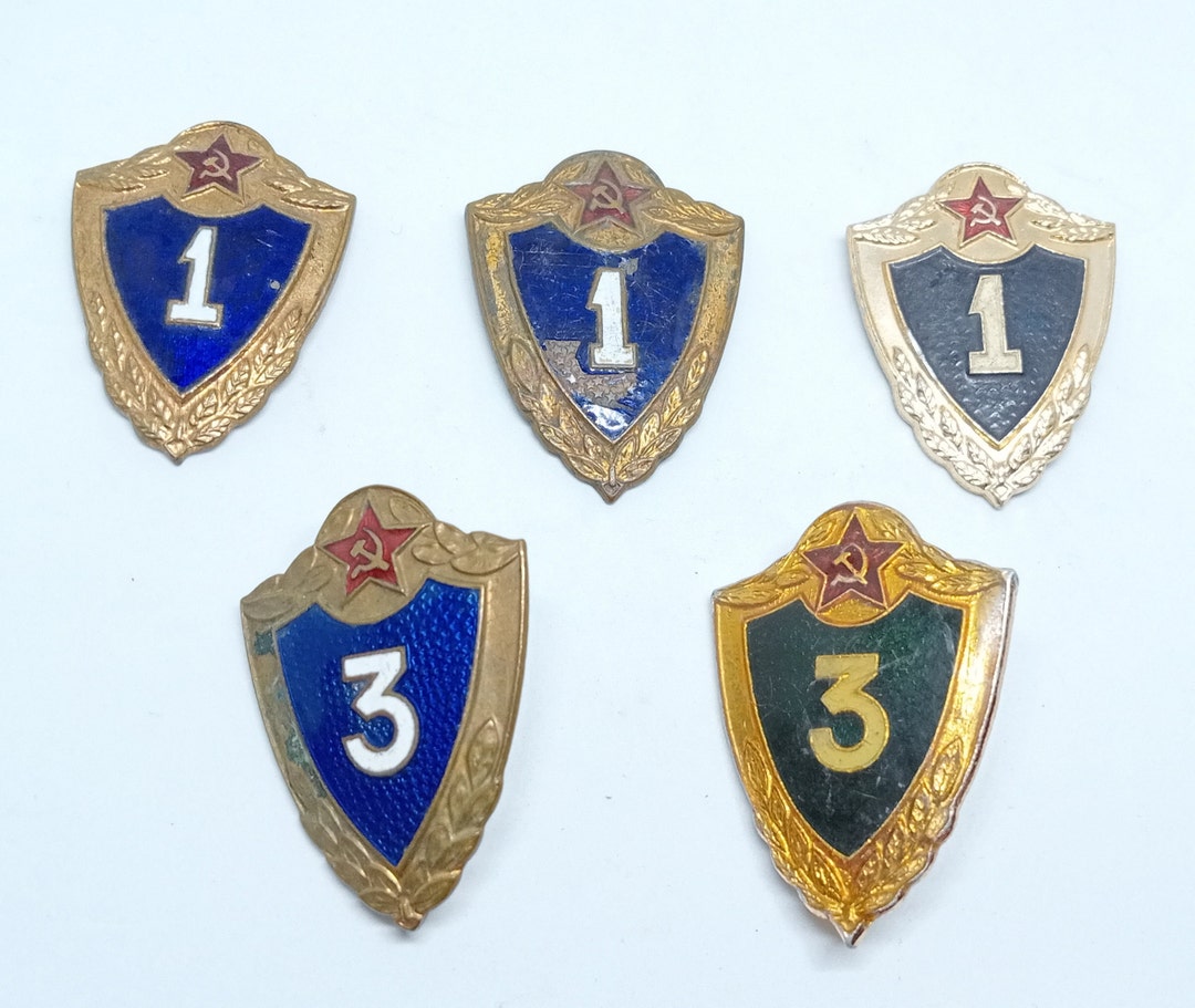 Soviet Army Breast Badge 1 3st Class Specialist USSR Military Rank ...
