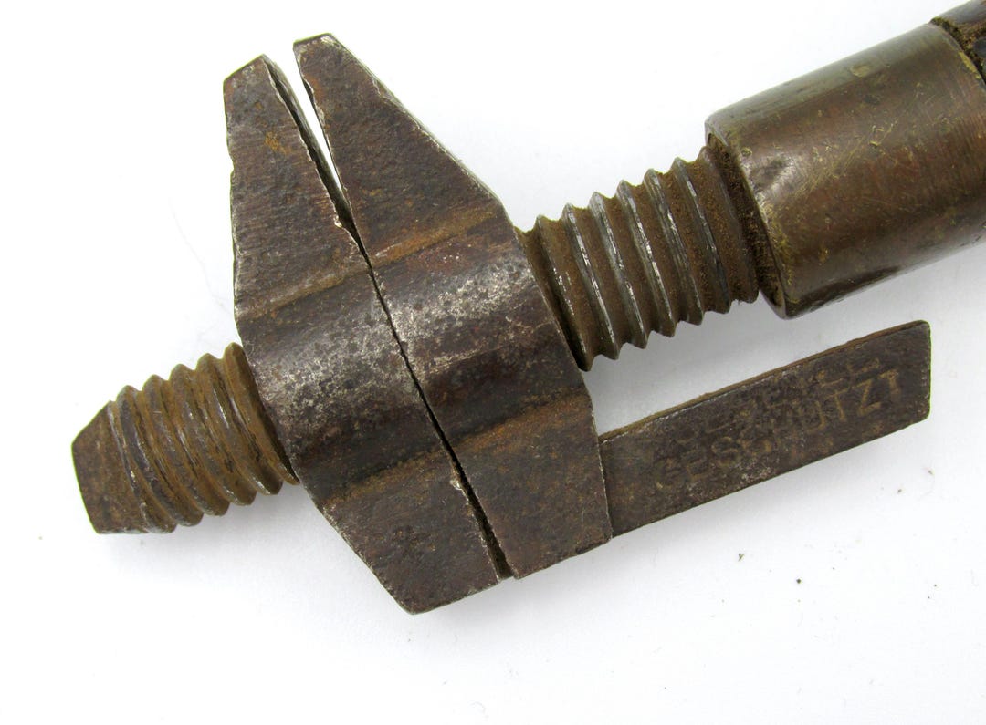 Antique Geschutzt Hand Vice With Wooden Handle - Etsy