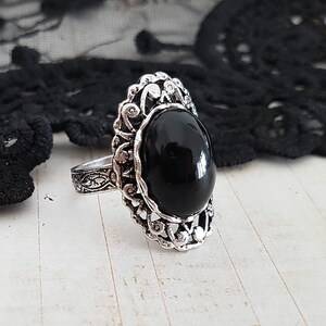 Black jewel ring store