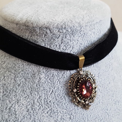 Black Velvet Victorian Gothic Choker With Ruby Gem-gothic - Etsy