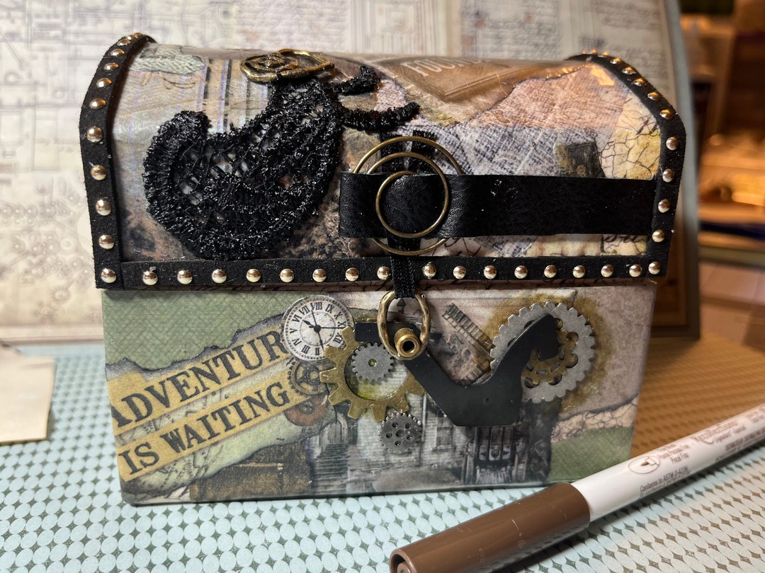 Steampunk, Handmade, Decoupage, Collage, Domed Box With Insert / Mini ...