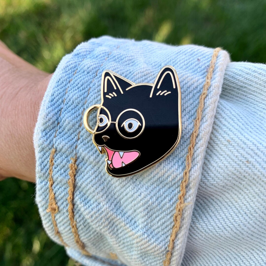 Gasp Cat Enamel Pin - Etsy