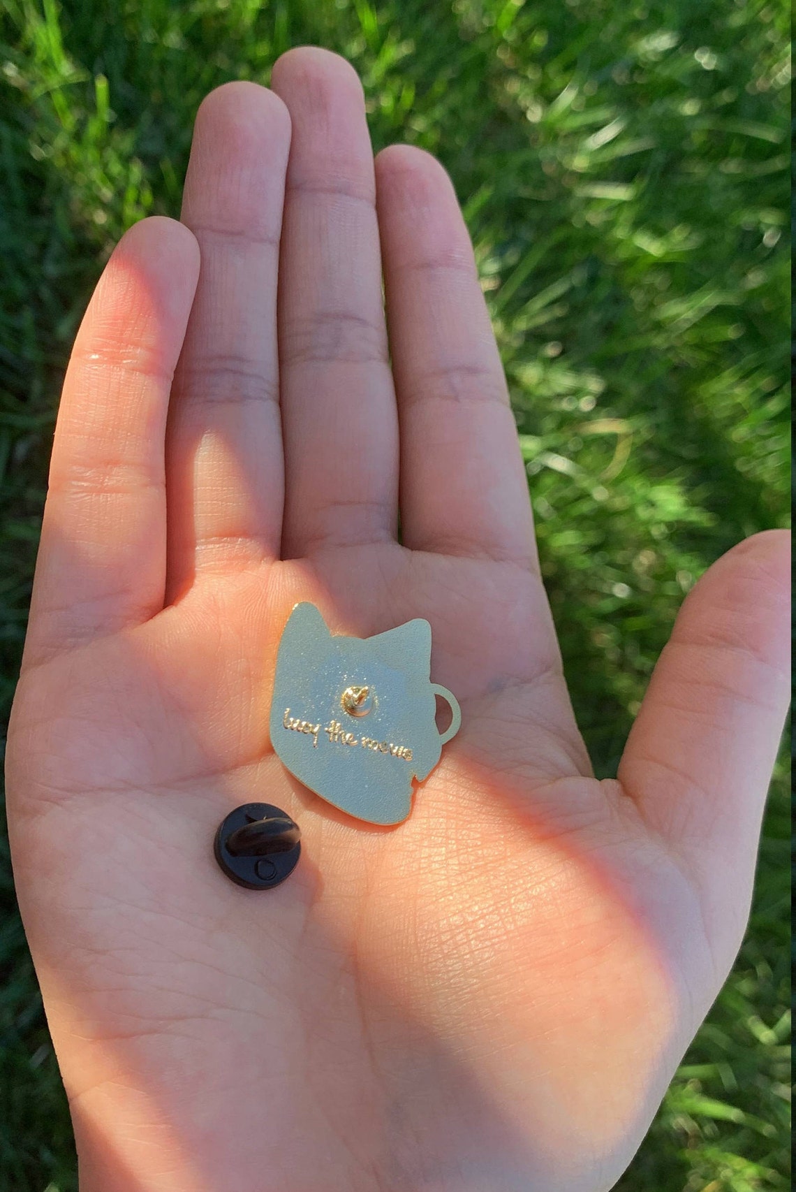 Gasp Cat Enamel Pin | Etsy