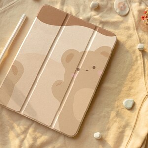 Cute Bear Say Hi Foldable Flip iPad Case With Pen Slot, Flip iPad 10.2 ...