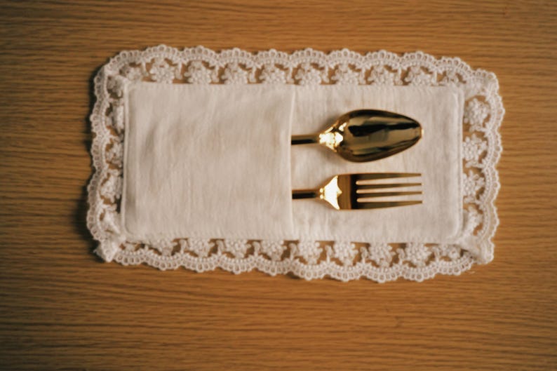 Handmade Linen Cutlery Holder With Crochet Lace Trim | Vintage Table ...