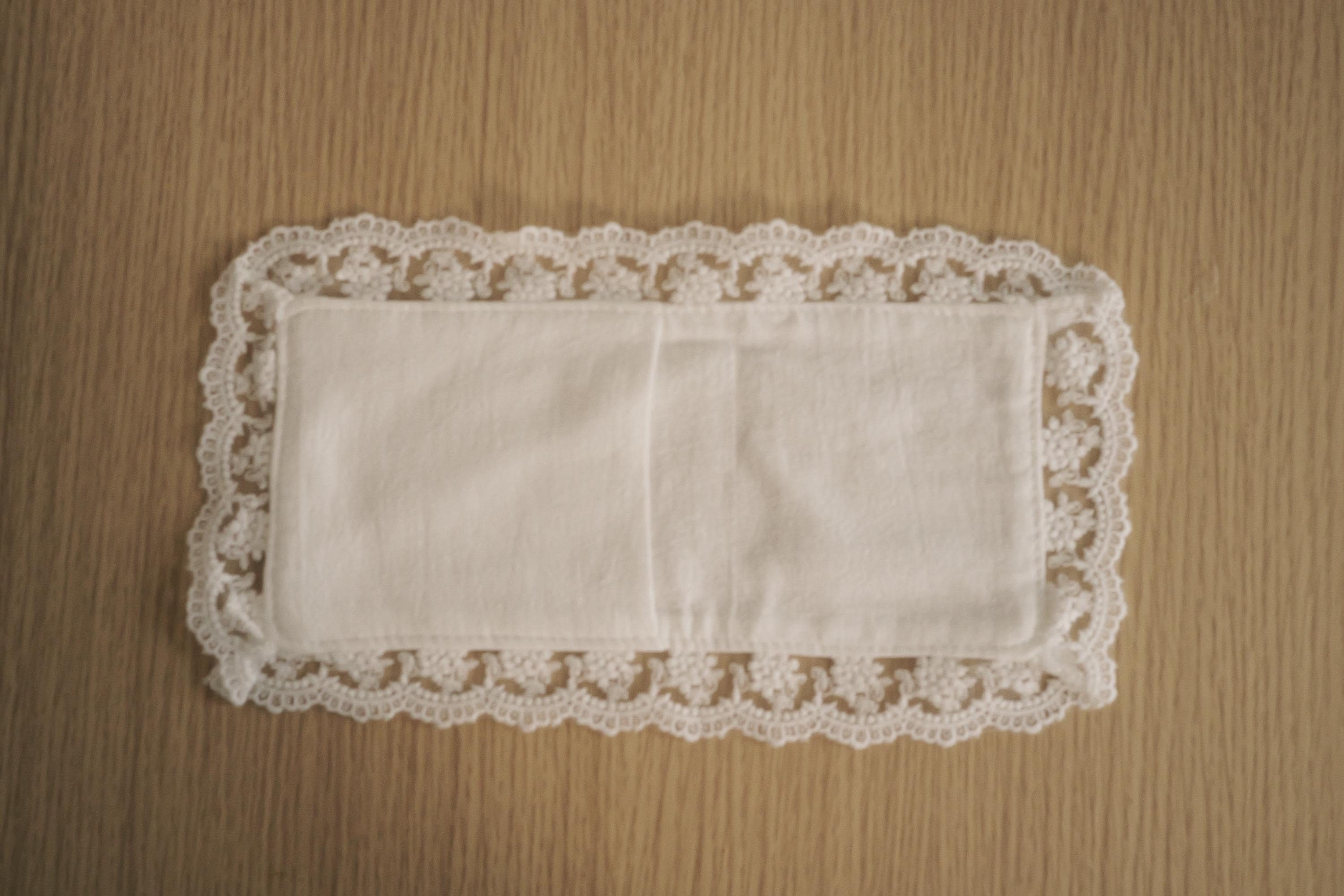 Handmade Linen Cutlery Holder With Crochet Lace Trim | Vintage Table ...