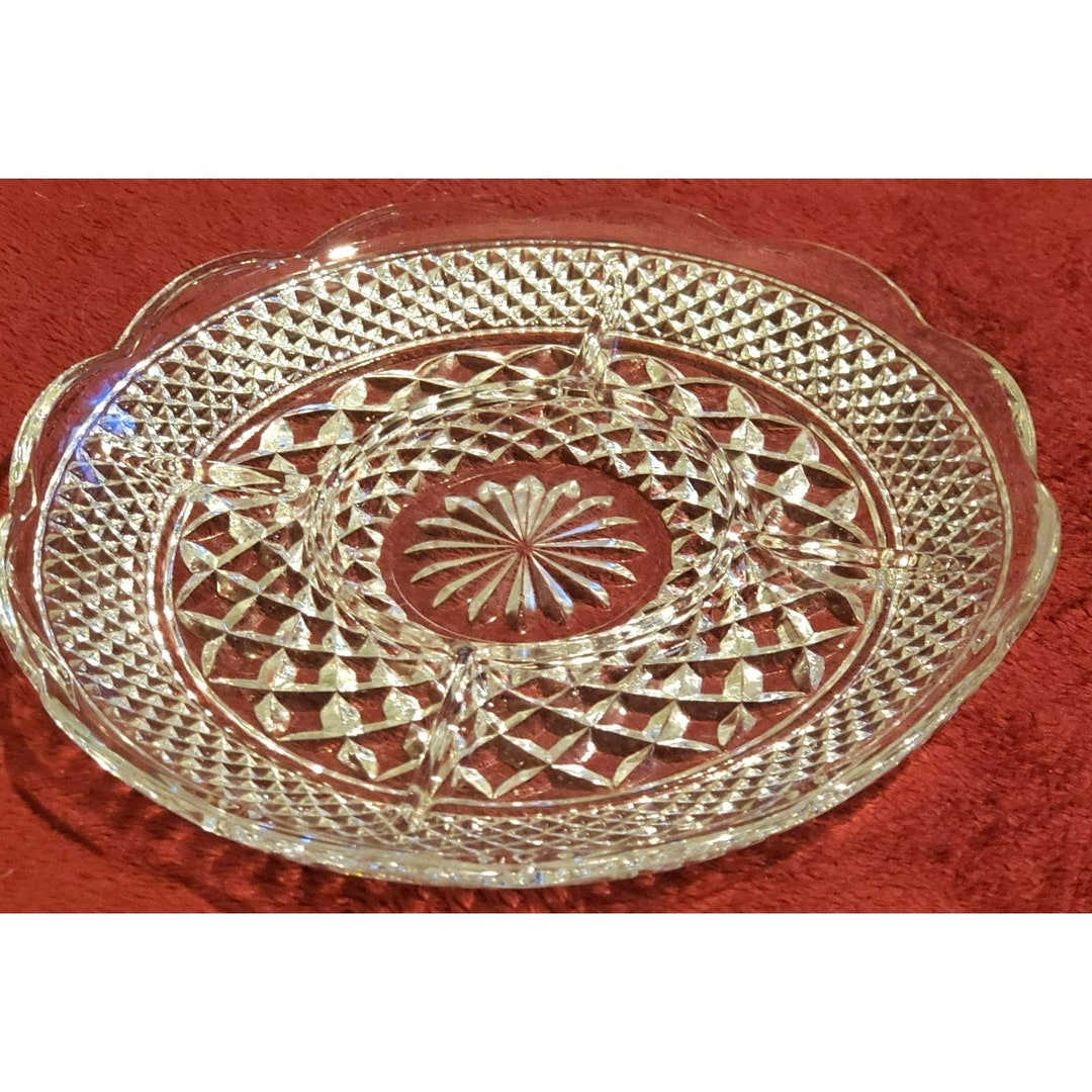 Anchor Hocking 11" Wexford Diamond Cut Scalloped Edge Divided Relish ...