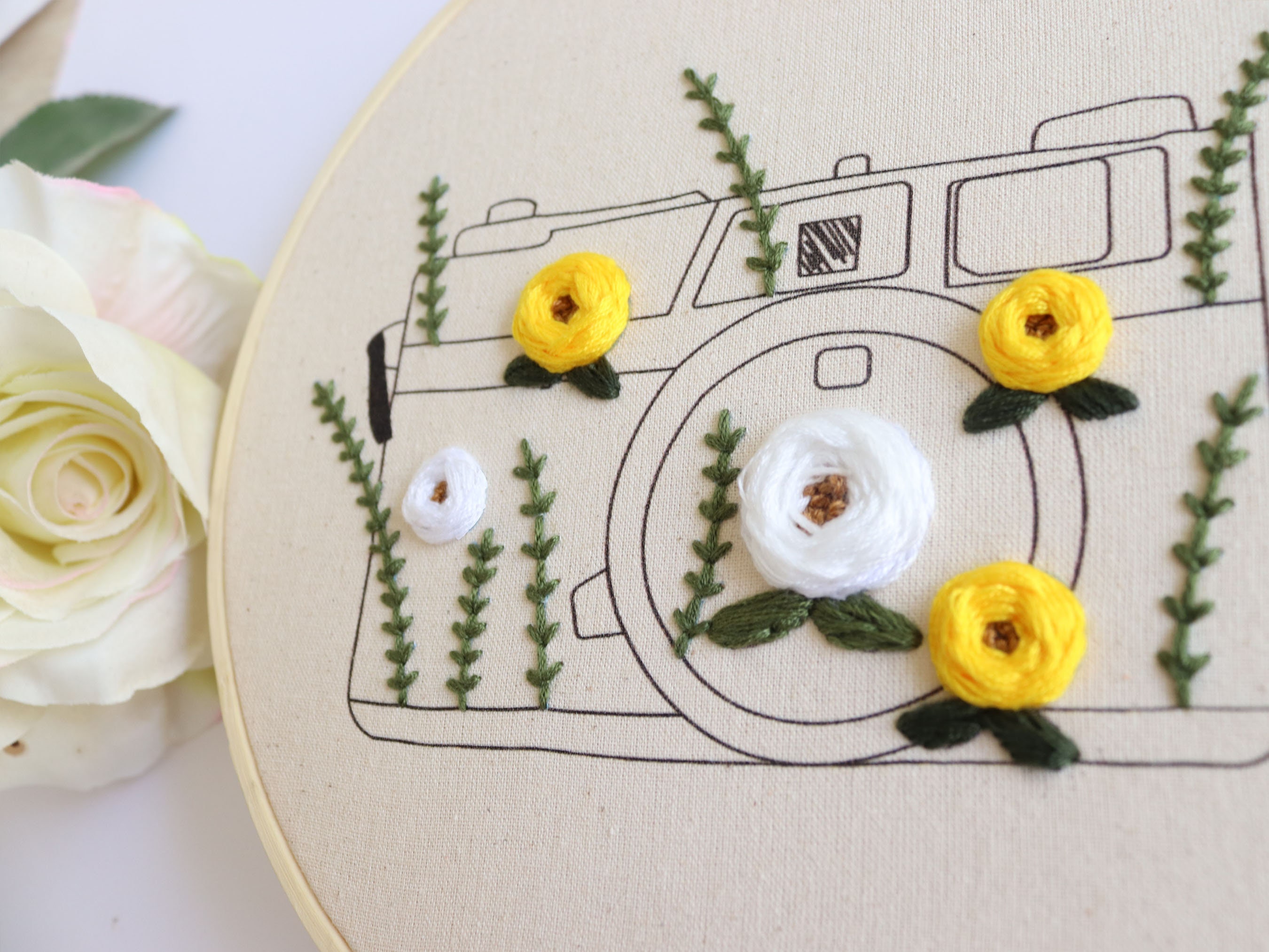 Camera Embroidery Pattern/pdf Pattern/beginner Embroidery - Etsy