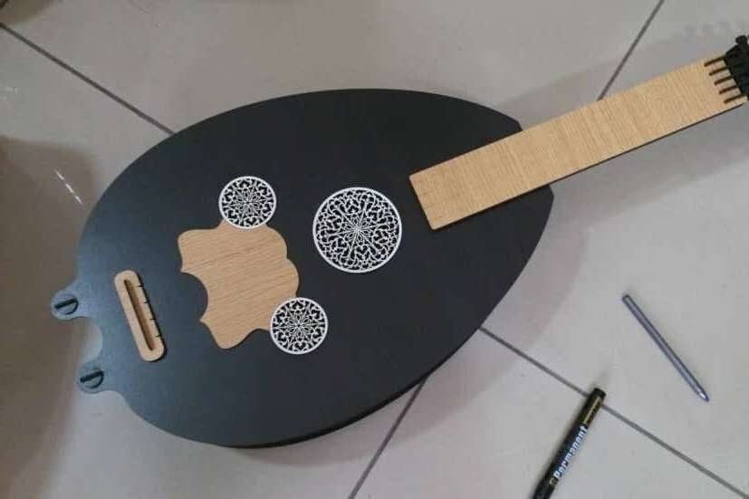 Oud Display - Etsy