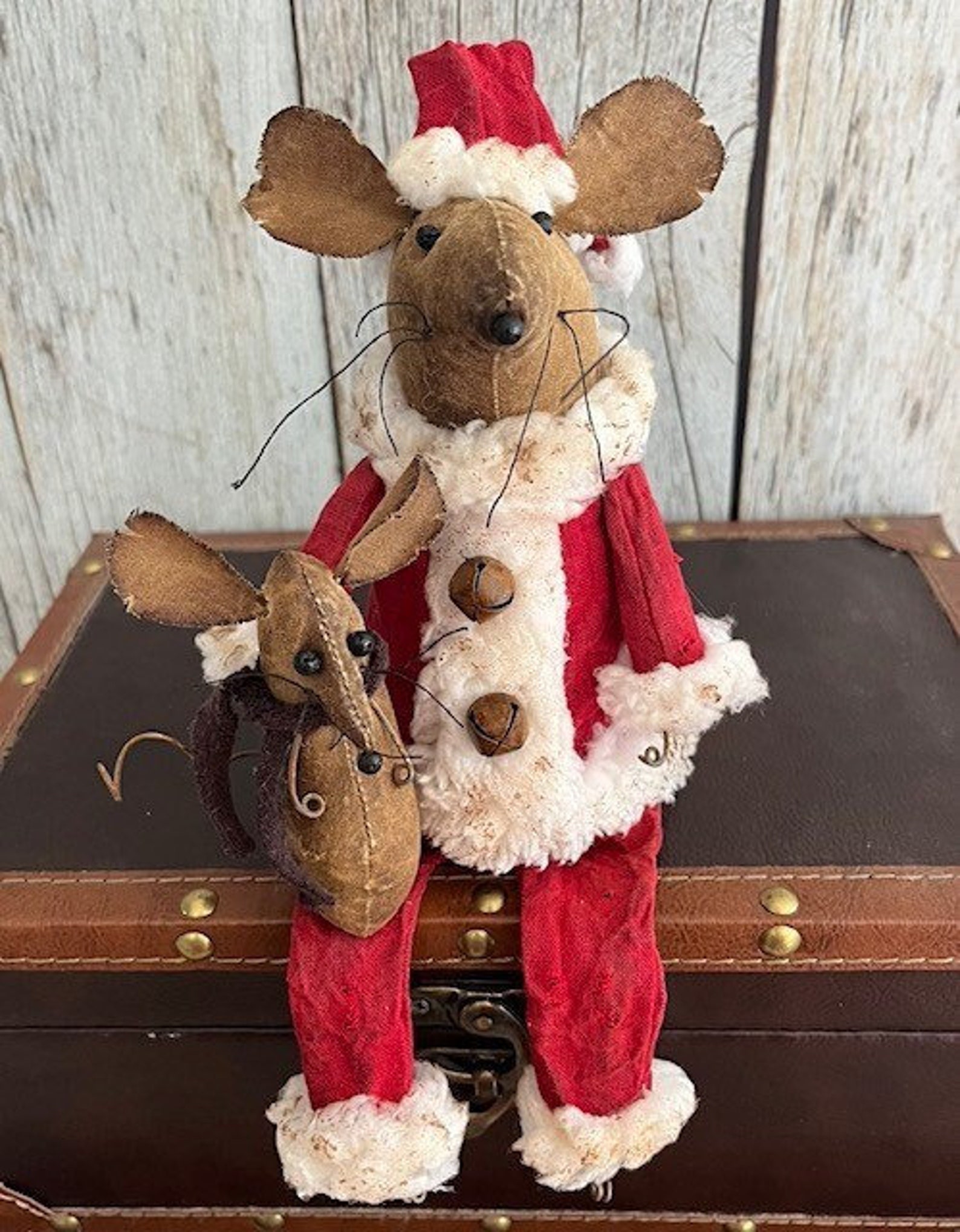 PDF Sewing Pattern - Primitive Santa Claus Mouse - Santa's Lap - Old ...