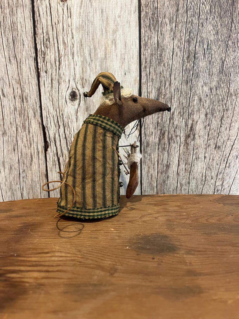 PDF Sewing Pattern - Primitive Christmas Mouse - Folk Art Mice - Santa ...