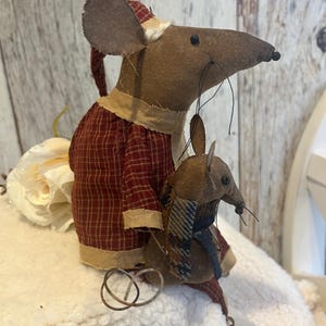 Primitive Santa Mouse W Baby: Folk Art Christmas Decor - Etsy