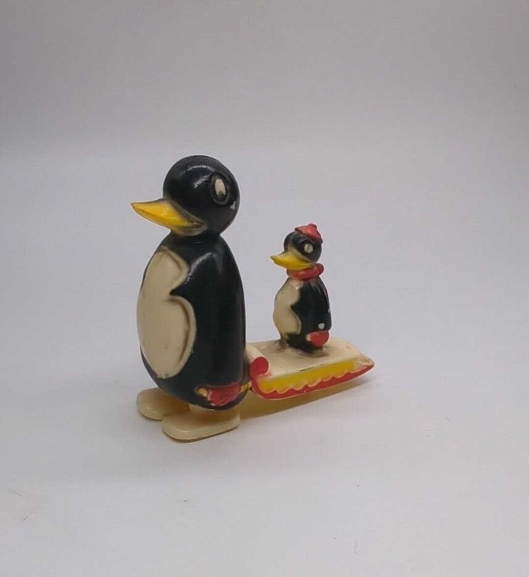 Vintage Penguin Sled Gravity Ramp Walker Plastic Toy 1960s Hong Kong 2. ...