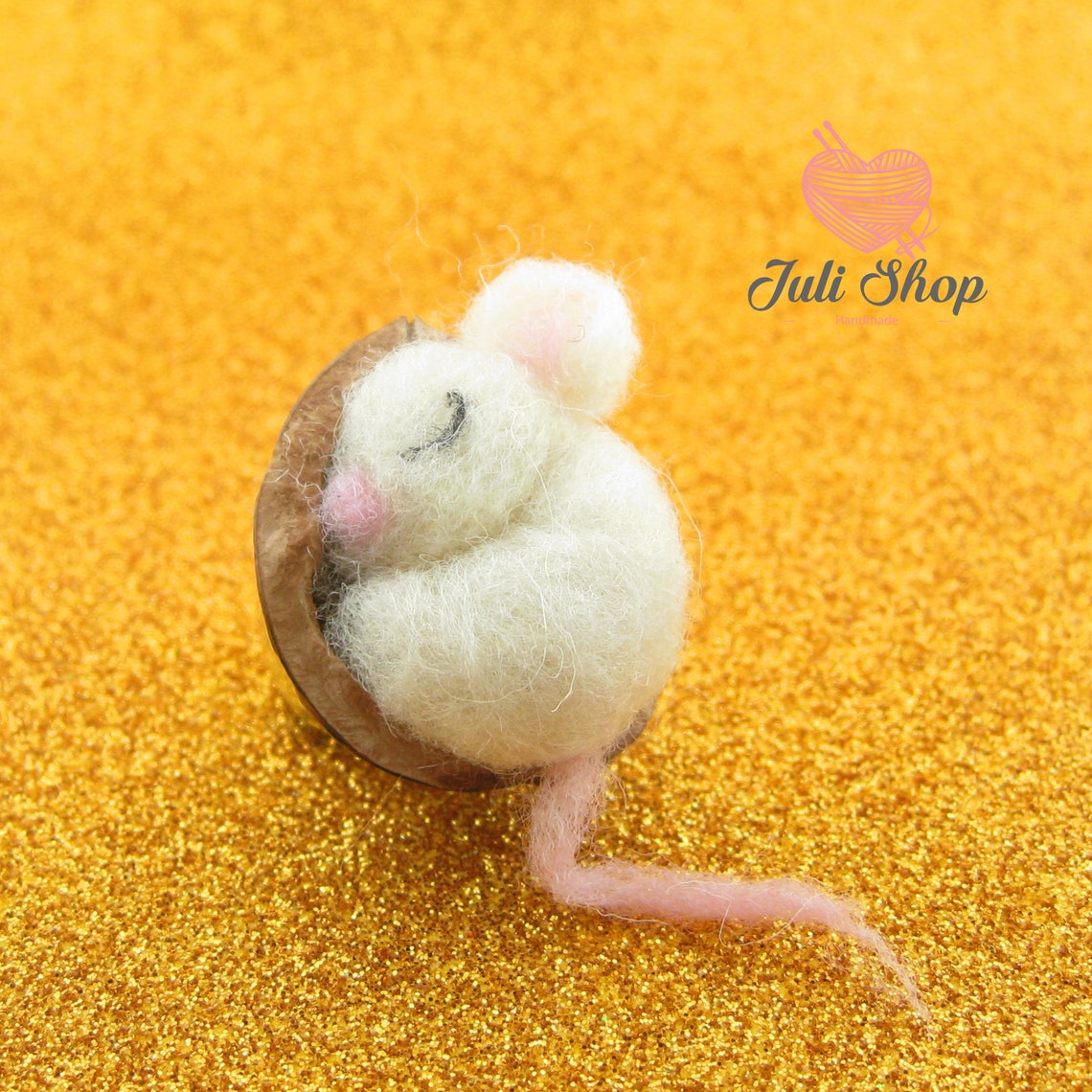 Sleepy Mouse in Walnut Shell Baby Mouse Felted Mouse Fridge - Etsy UK