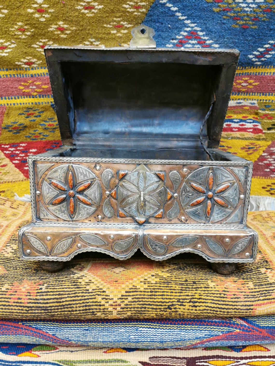 Vintage Moroccan Chest Moroccan Metal and Wood Chest - Etsy