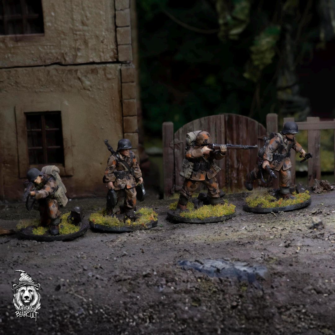 28mm WW2 German Infantry Miniatures: Assault Pioneer Rifles (10) 3D ...