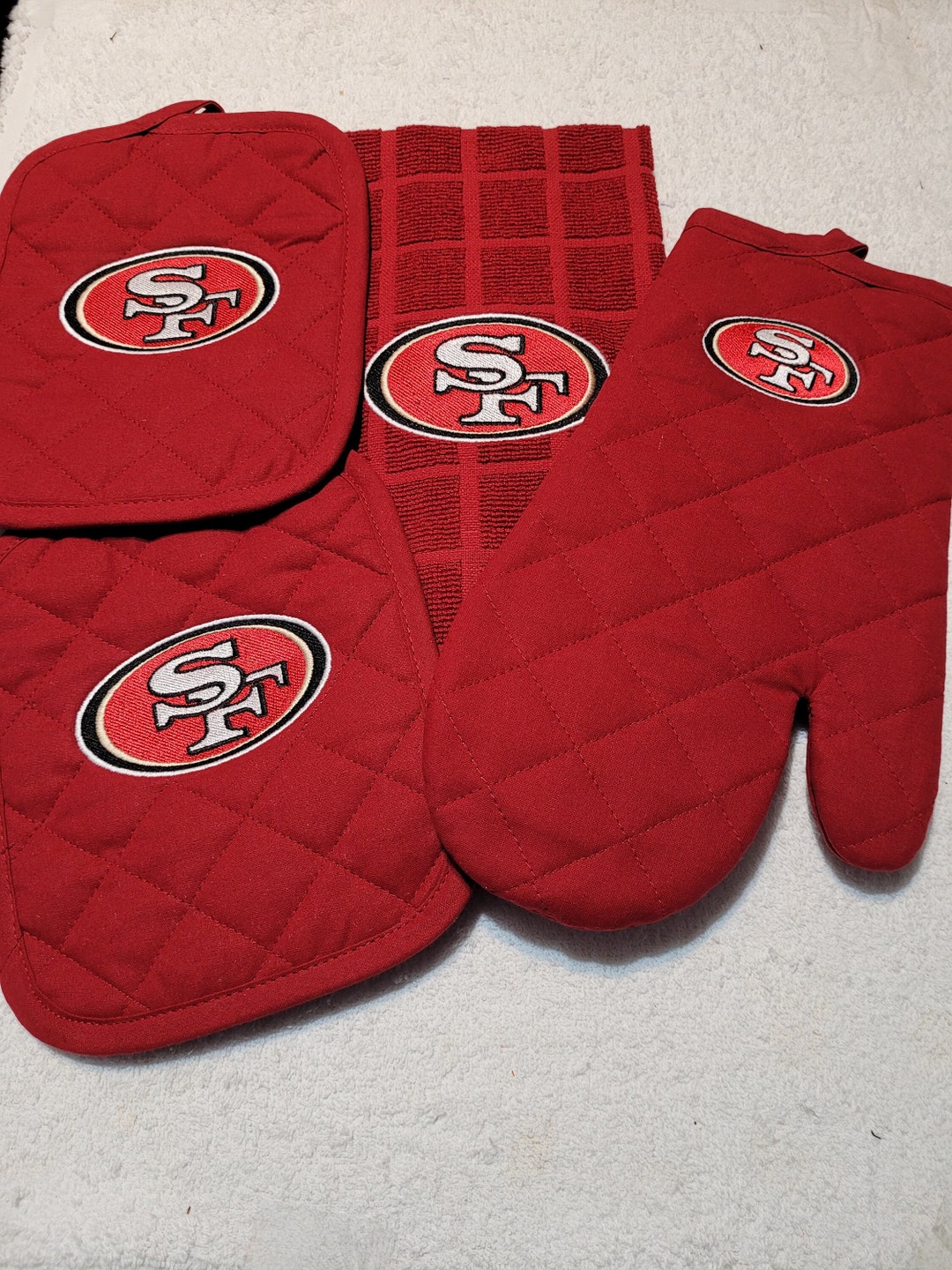 San Fransico Kitchen Towel Set, Potholder, Mitten, Towel, Housewarming ...