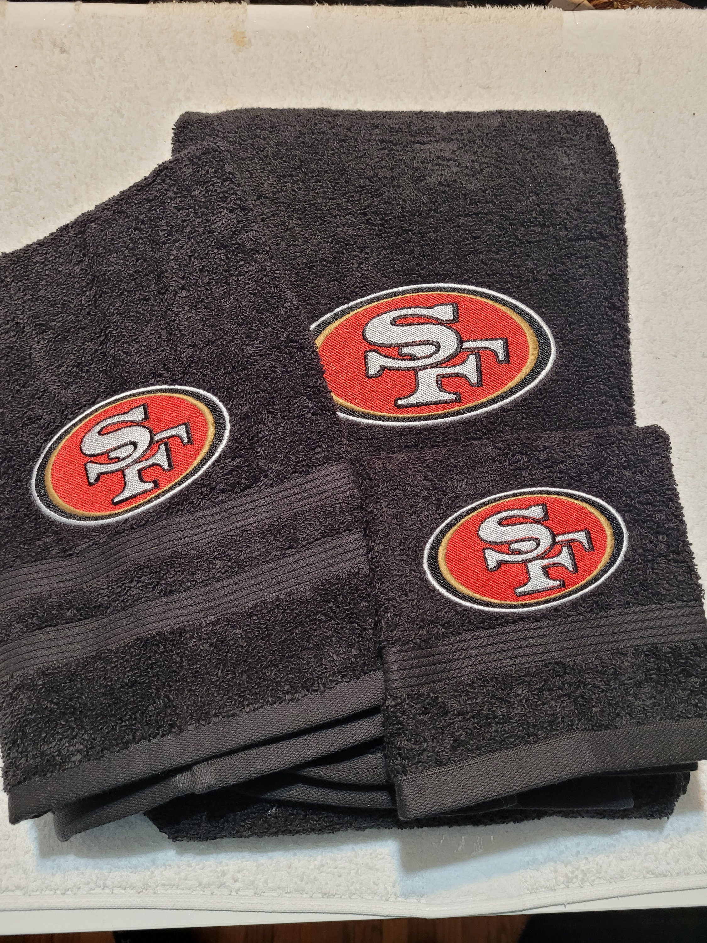 San Francisco 49ers 3-piece Embroidered Towel Set: Football Team, Bath ...