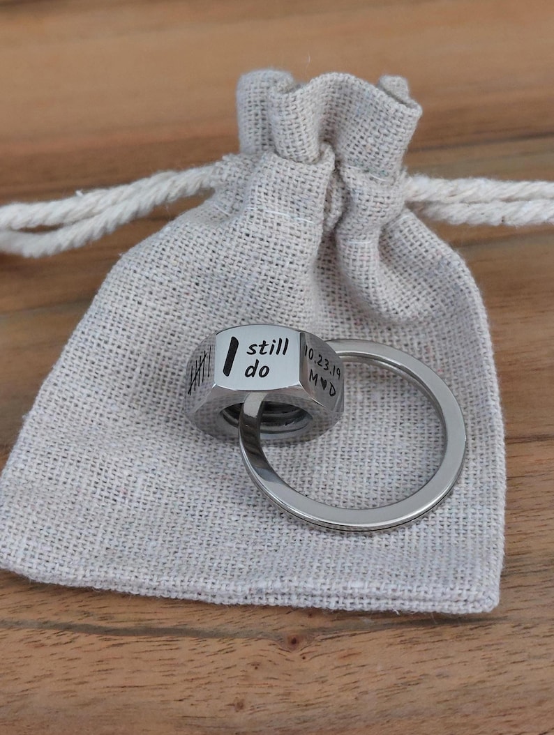 10tally Marks Engraved Nut Keychain 10th Anniversary Gift for Couple - Etsy