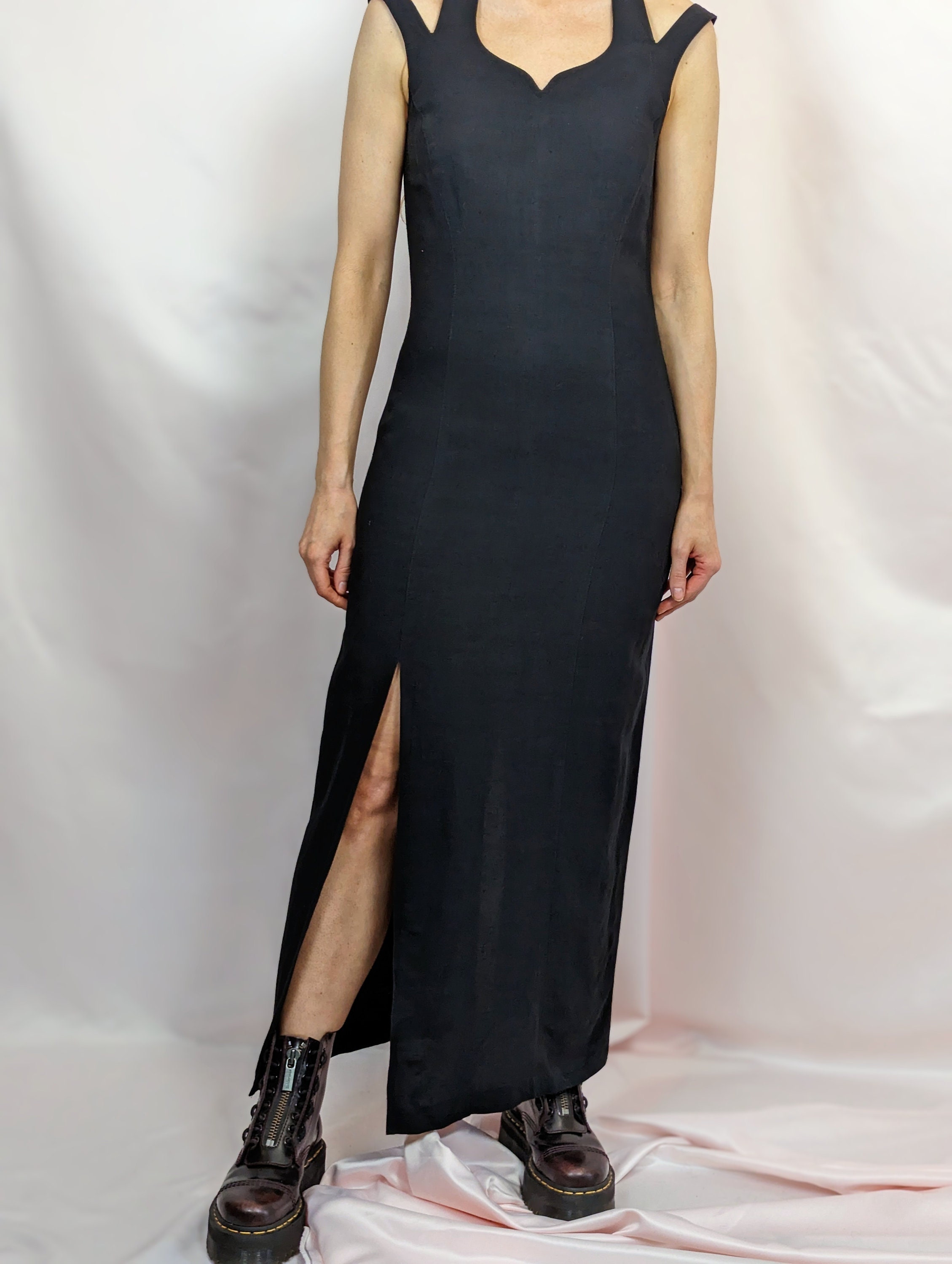 RARE Vintage 80s/90s Viscose & Linen Cut Out Neckline Maxi Fitted Black ...