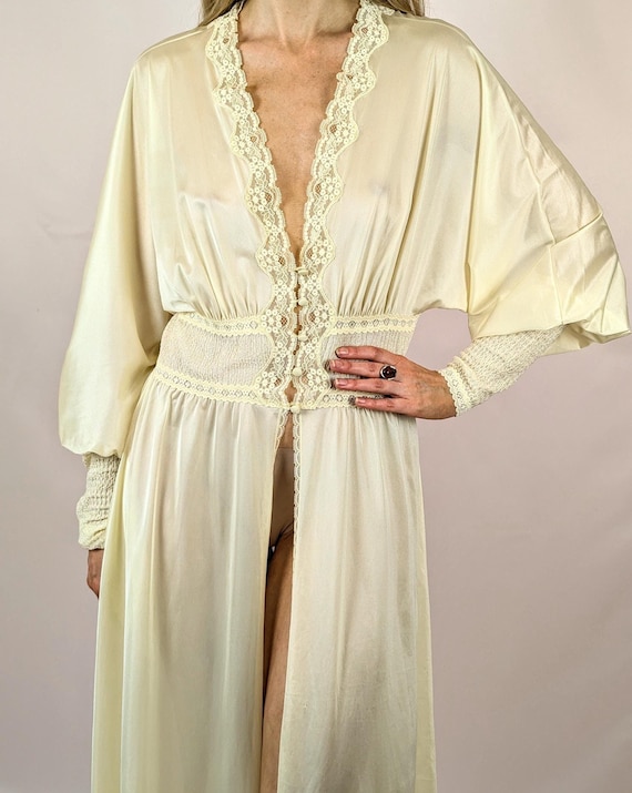 1960s vintage yellow night robe negligee by Vanity Fa… - Gem