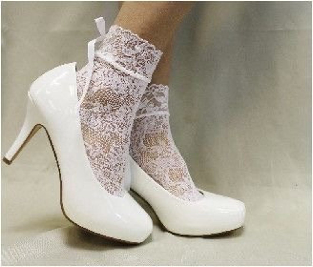 Cosmopolitan WHITE Lace Sock for Women, Pretty Lace Ankle Socks, Womens ...