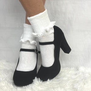 SCALLOP Quality USA Made Lace Cuff Ankle Socks White Cute Bobby Socks ...