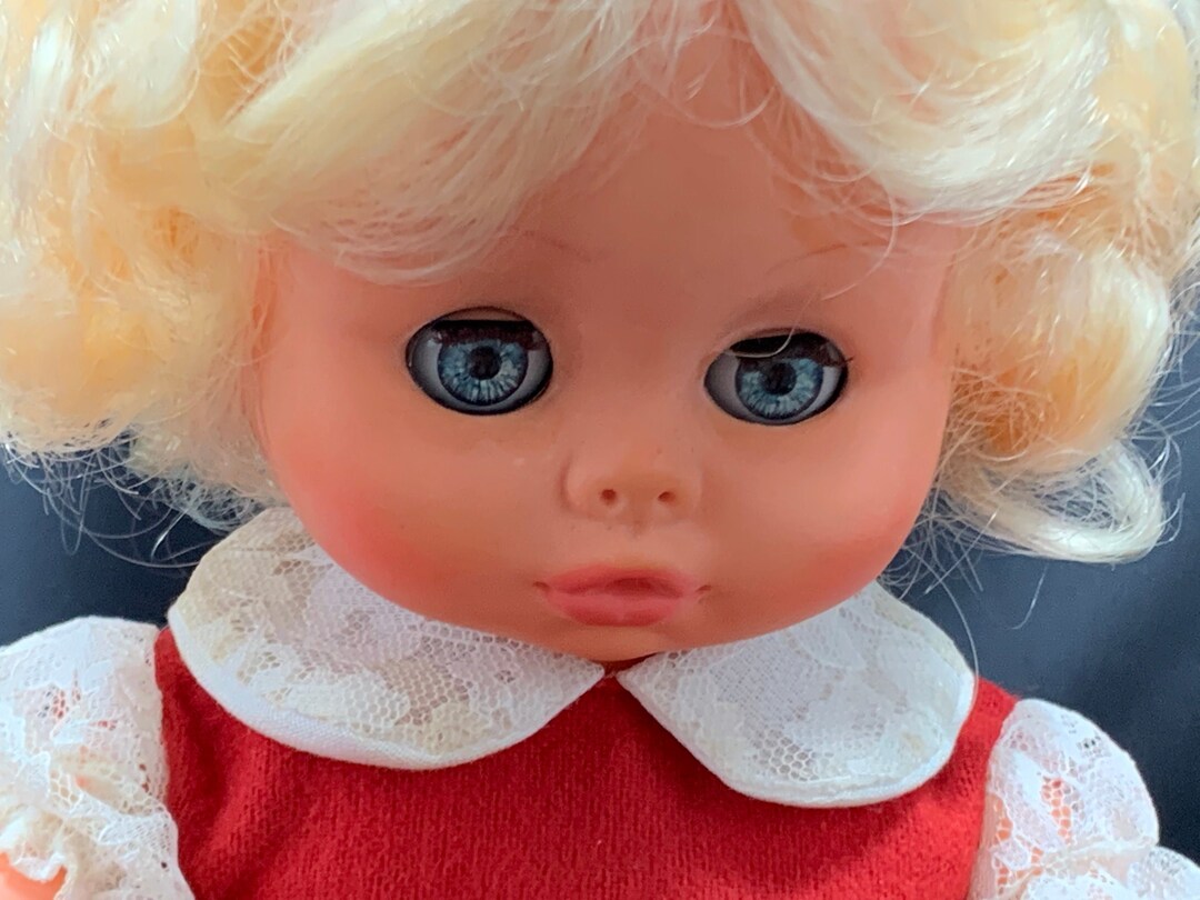 True Vintage, This Beautiful Battery Operated Doll DVSPOP - Etsy