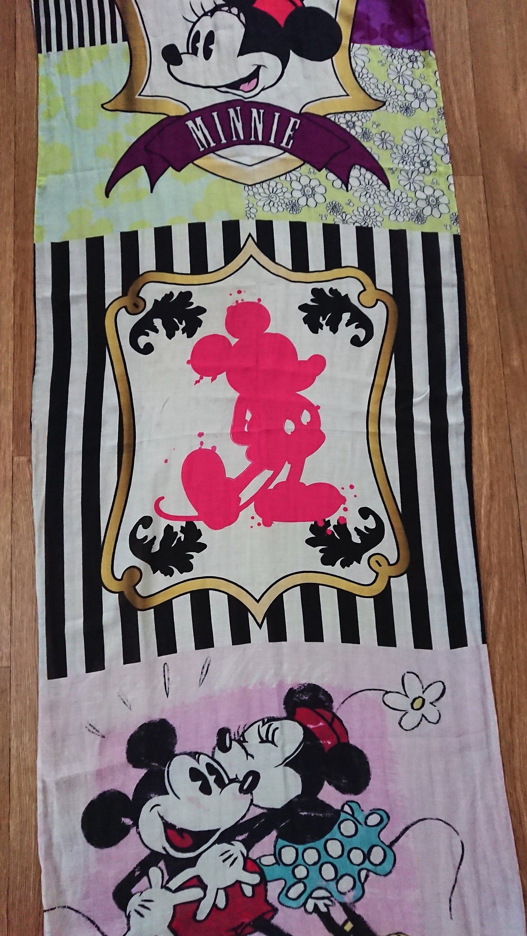 Plomo O Plata Disney Vintage Minnie Love Scarf Shawl Silk - Etsy