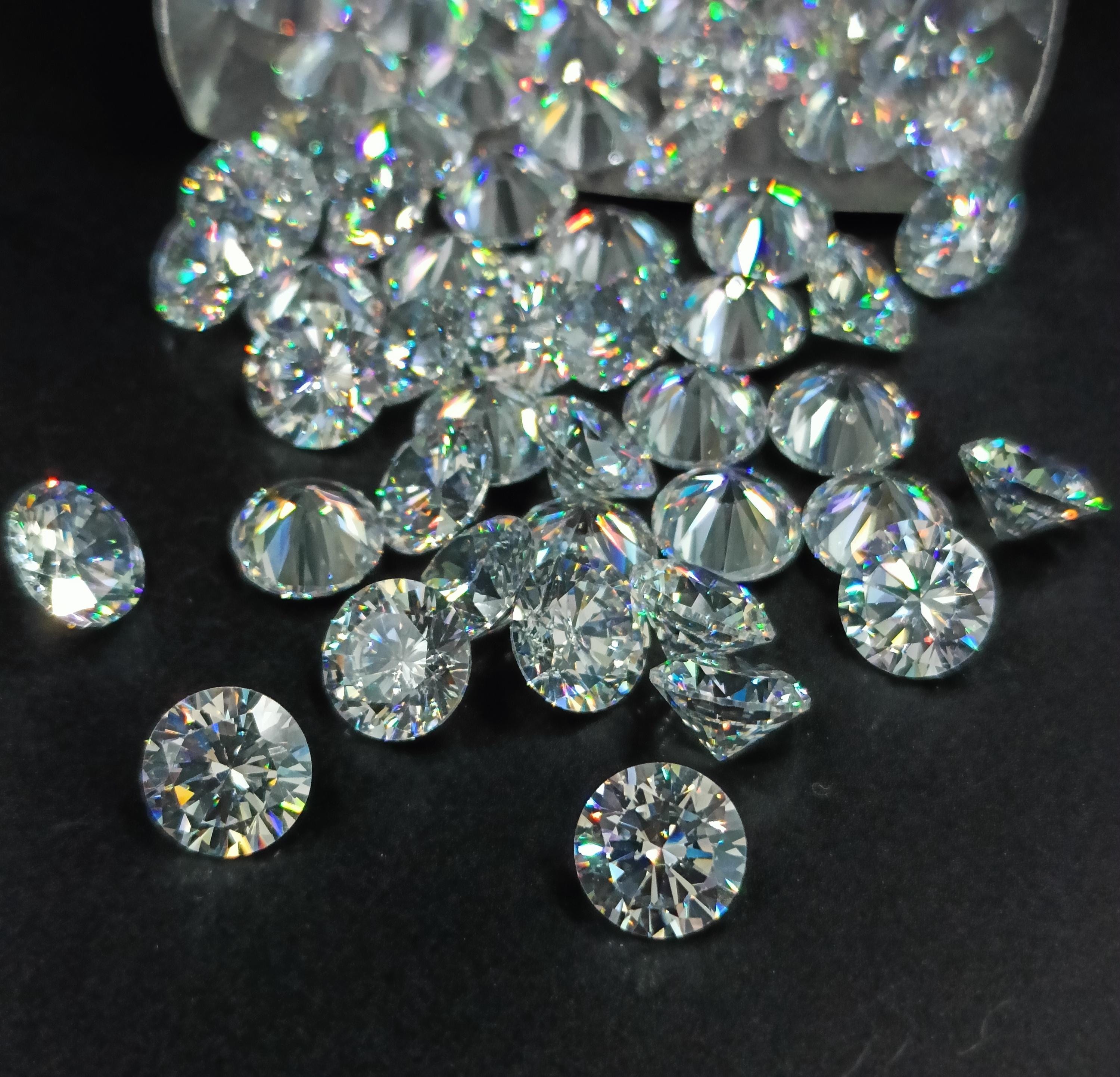 Cubic Zirconia AAA Quality Cubic Zirconia Round Shape White-colors CZ ...