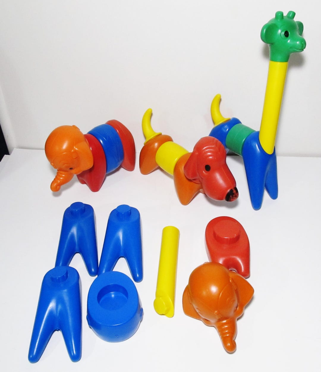 Vintage 22 Piece Tupperware Toys ZOO IT YOURSELF 1966 Animal Set Lot ...