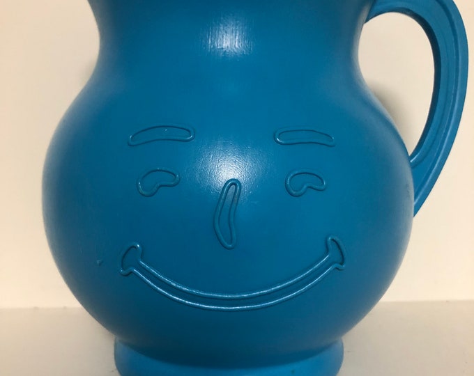 Vintage Blue Kool Aid Man Pitcher Plastic 2 Quart 7.5" Tall - Etsy