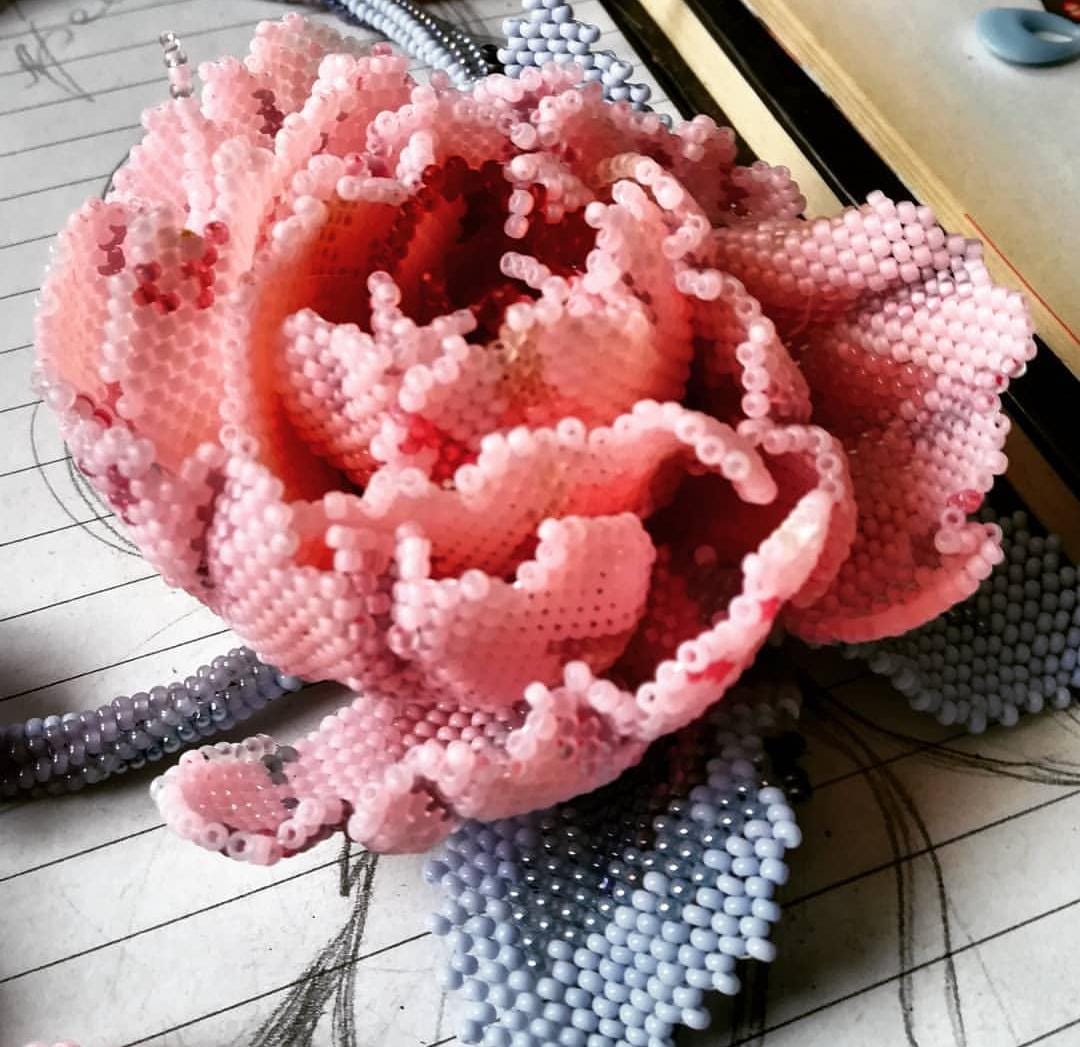 Beaded Rose Tutorial: 3D Seed Bead Pattern (PDF Download) - Etsy