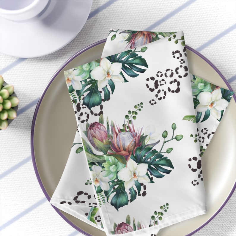 South African Protea Napkin Set (4) Gift for SAFFA Housewarming Gift Tropical Floral Dining ...