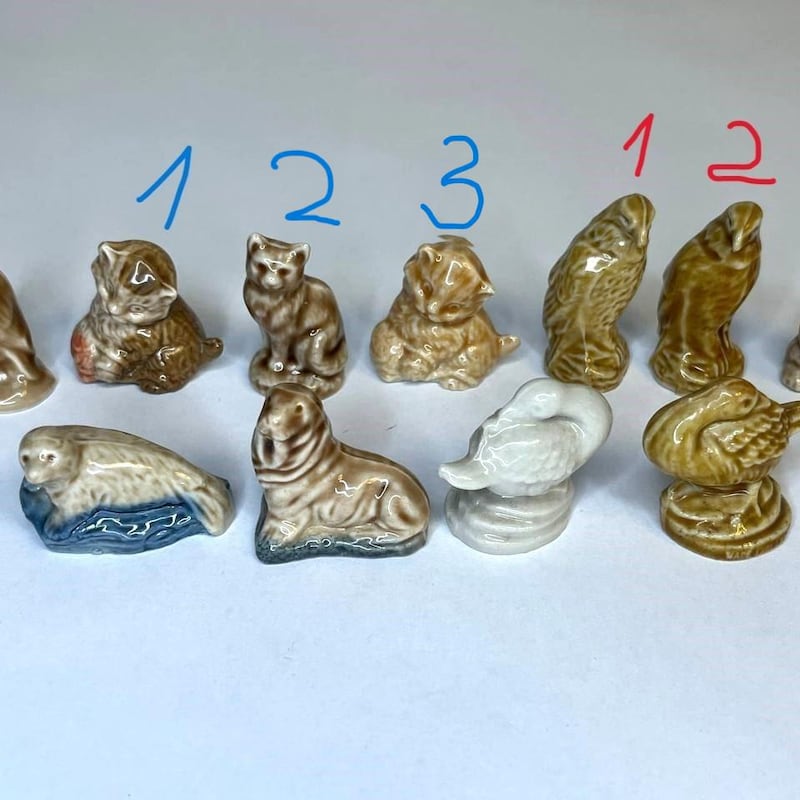 Red Rose Tea Figurines - Etsy Canada