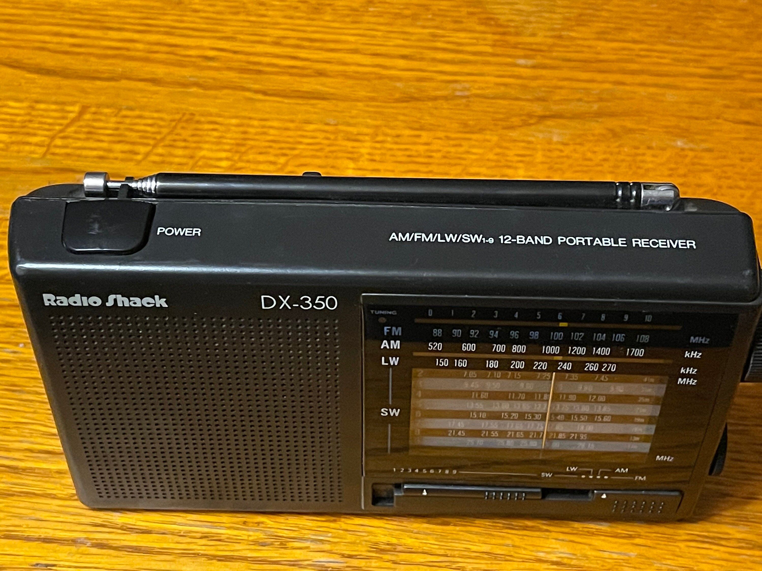 This Vintage Portable Short Wave Radio Shack DX-350 12-band Receiver - Etsy