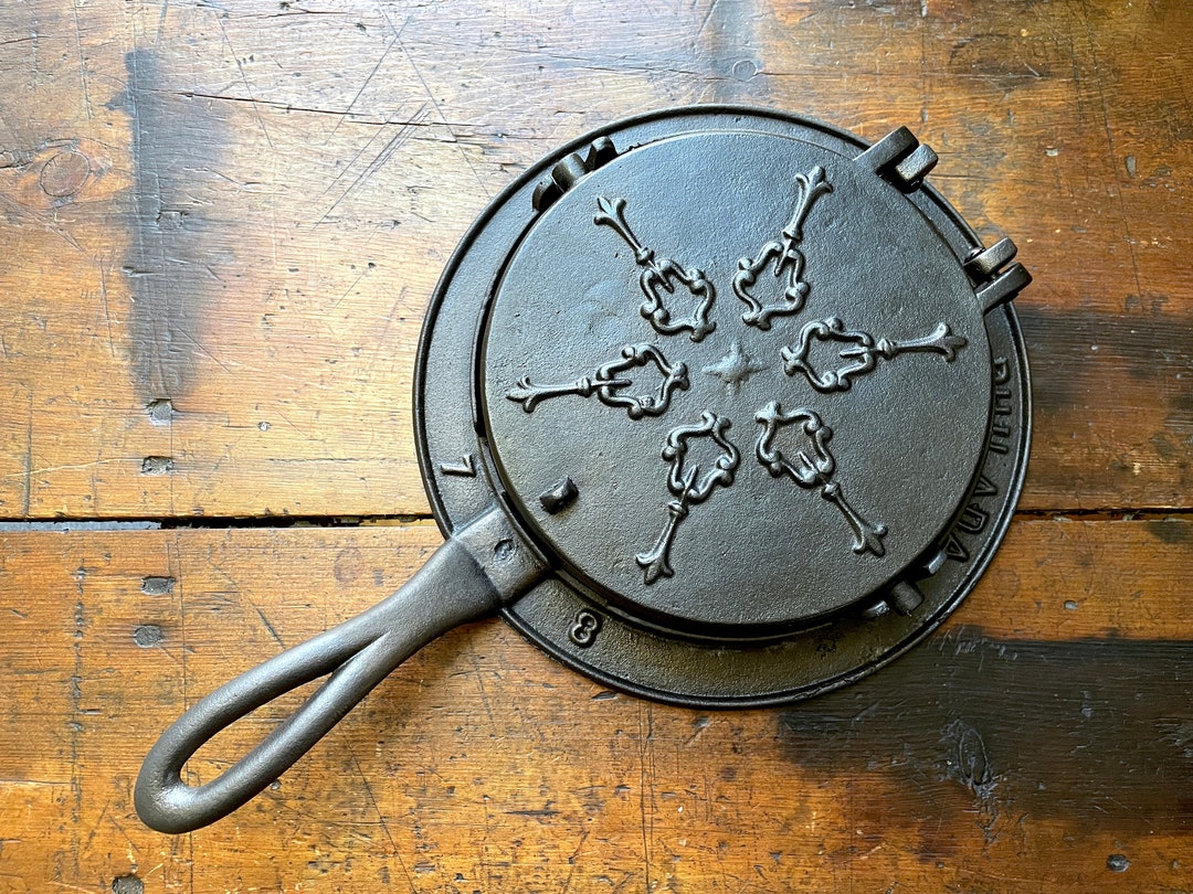 Antique Cox Whiteman Cox 8 Cast Iron Waffle Press - Etsy